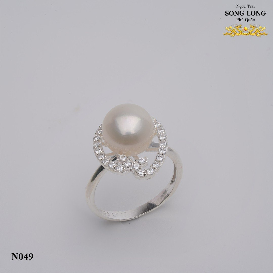 NHẪN N049